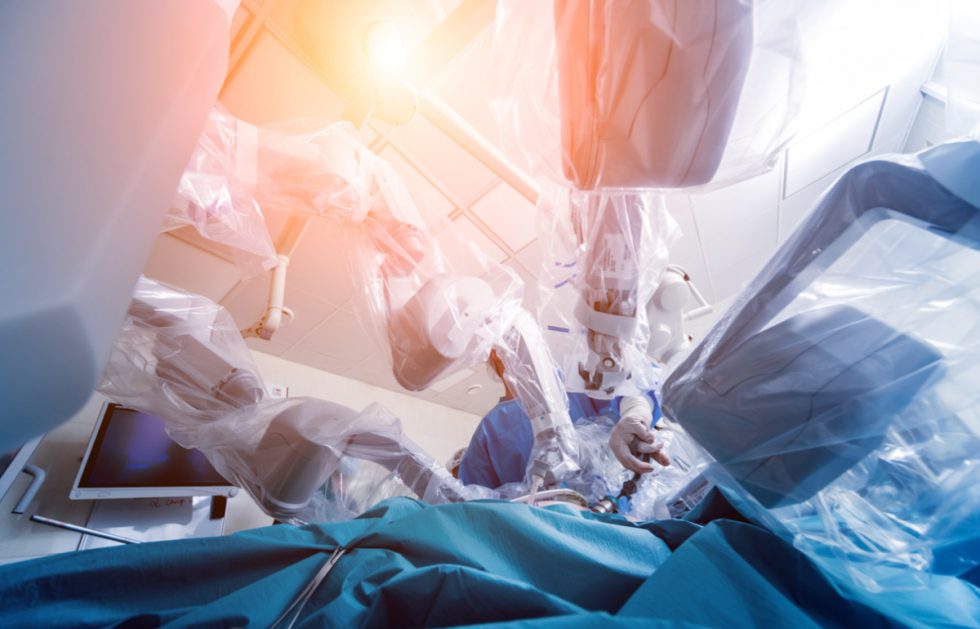 What Is Robotic Surgery? What To Expect as a Patient - Arizona Premier ...